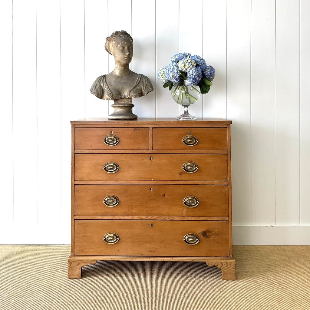 An English Georgian Pine Chest of Drawers Dresser – The Parsons Nose ...