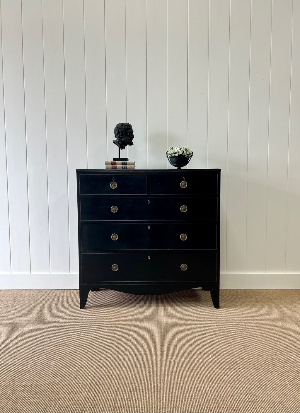 An English Ebonized Georgian Mahogany Chest of Drawers Dresser c1800 ...